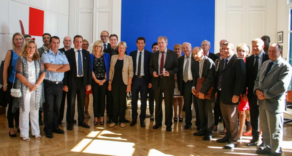 Stanislas Cannes Honored With François Maillard - YesICannes